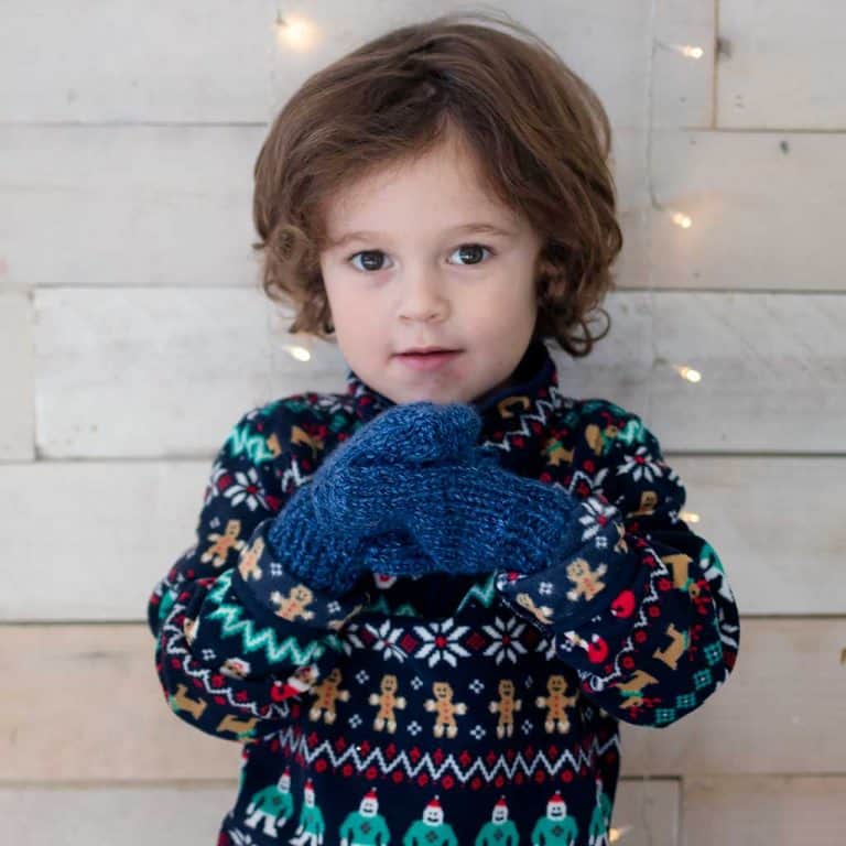 Easy Flat Knit Mittens for Kids