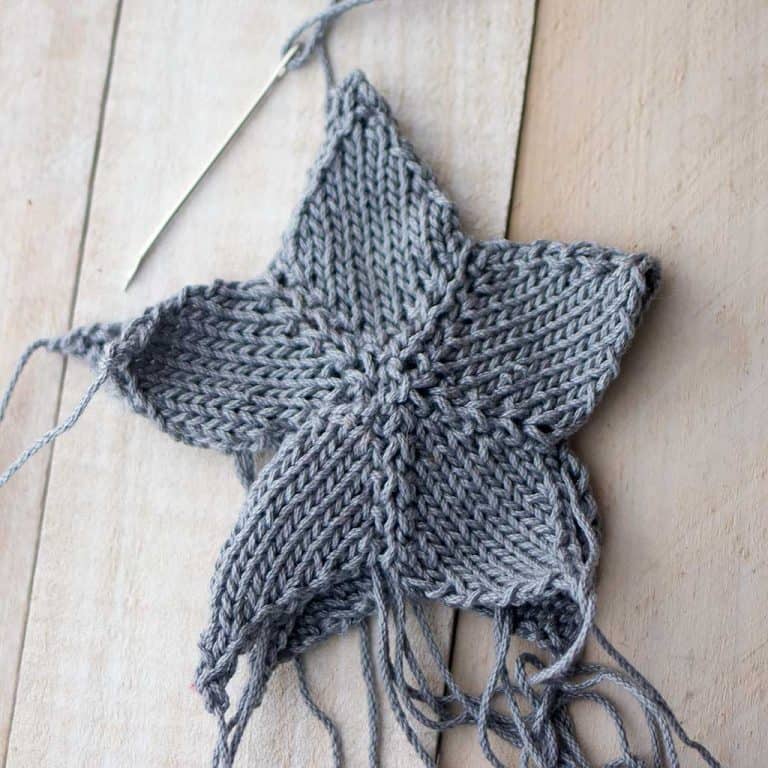 Flat Knit Star Christmas Ornaments
